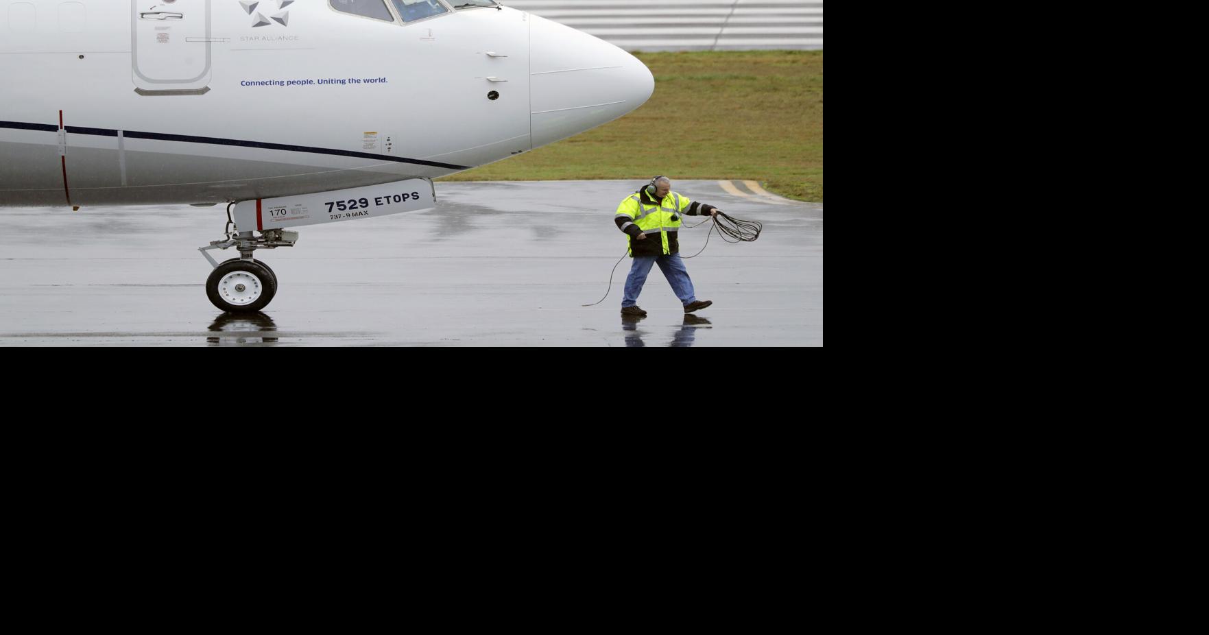 FAA issues warning: Stay clear of running jet engines | Business ...