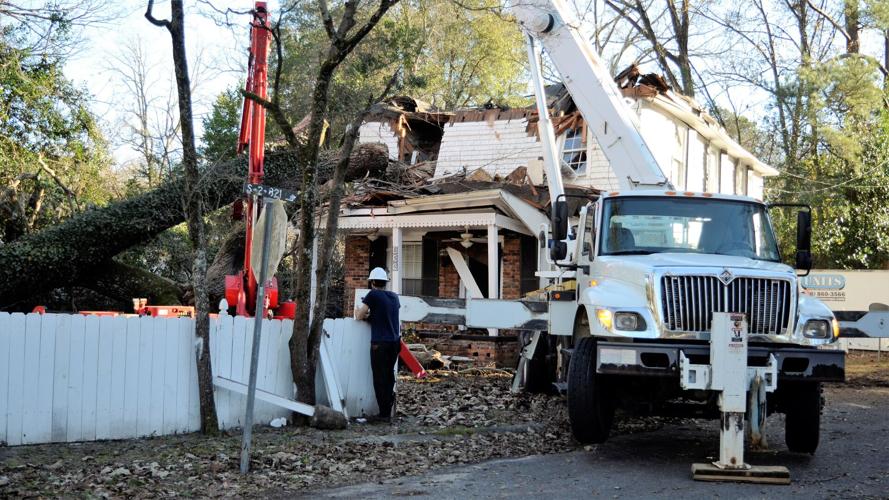 Tree hits home in South Aiken on Tuesday evening