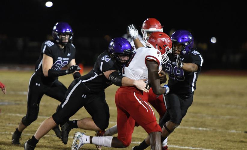 Philip Simmons slips past Wade Hampton in second round of Class AA ...