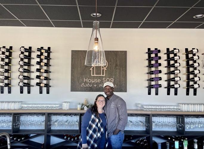 Food flights, wine pairings fill menu of new Greer restaurant