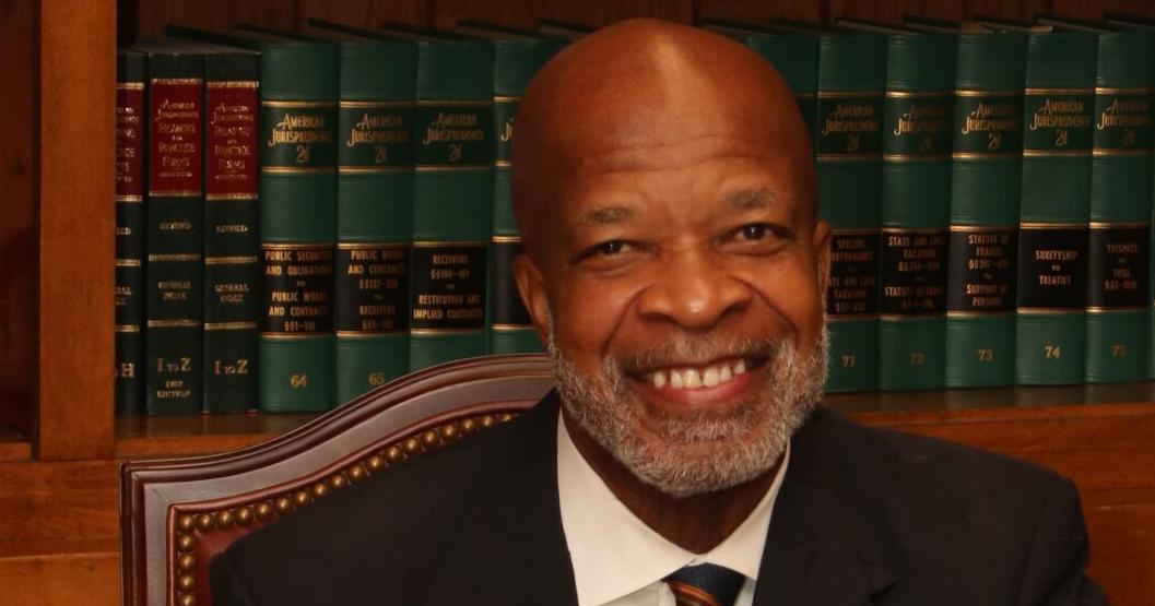 Sen. Ronnie Sabb wins primary, Everett Carolina to runoff