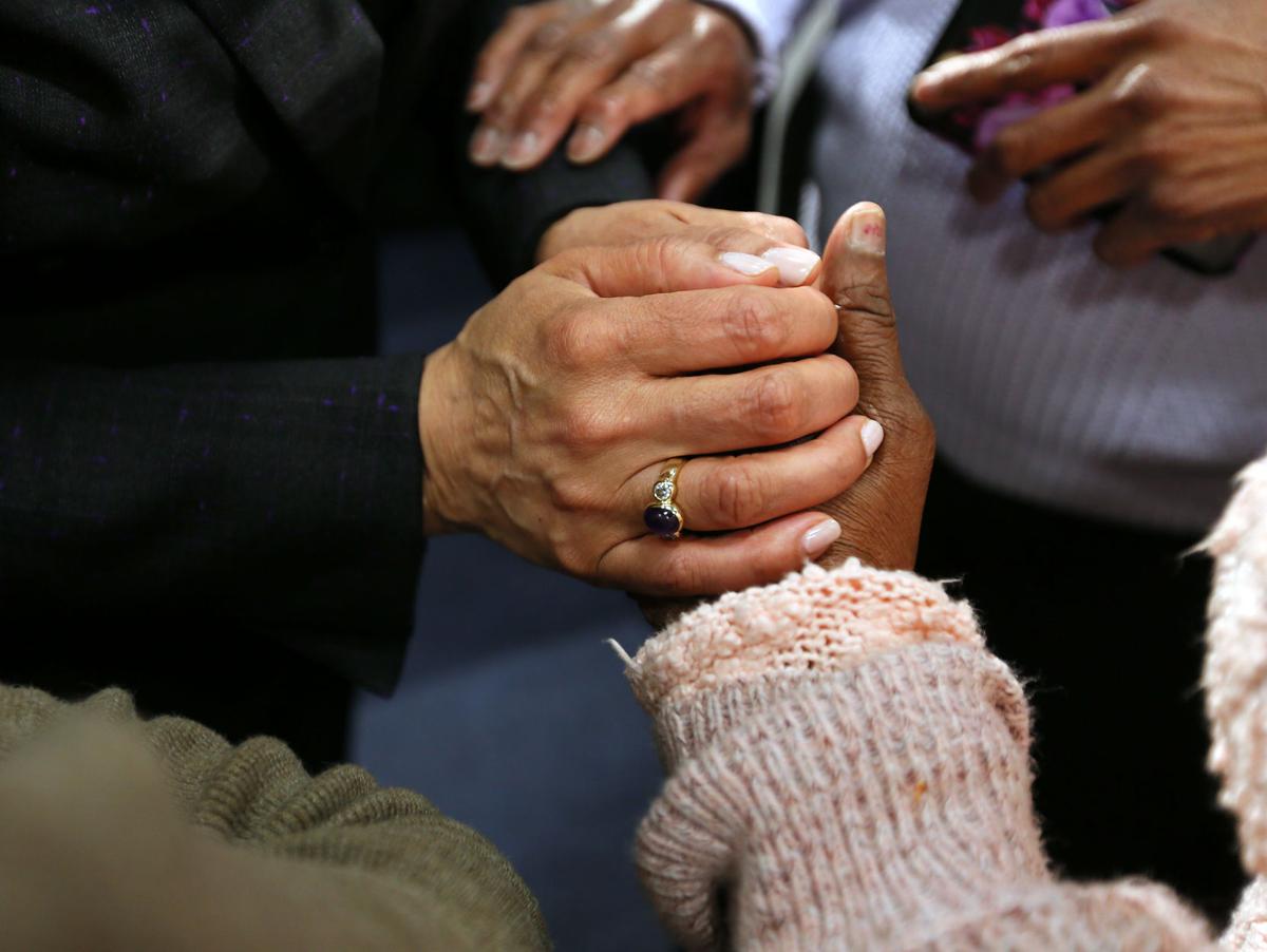 Kamala Harris introduces herself to South Carolina with BBQ and a town ...