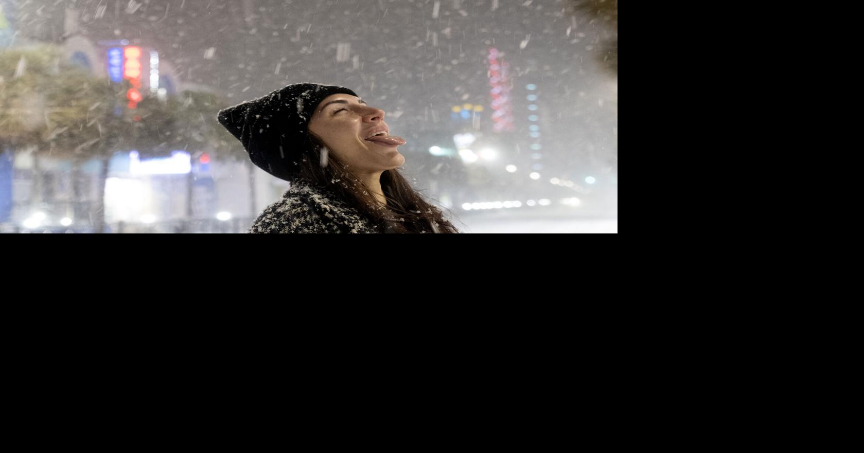 Myrtle Beach-area residents enjoy rare snow spectacle