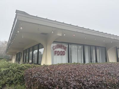 Columbia discount Chinese buffet closing, selling equipment