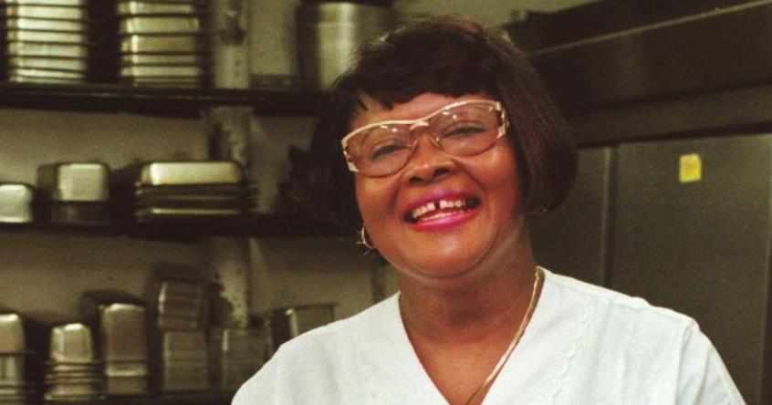 Alice Warren, whose legendary soul food united Charlestonians, dies ...