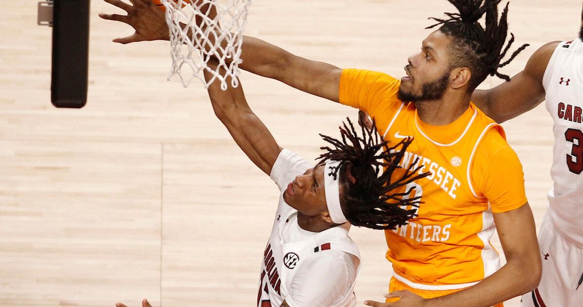 Eighth-ranked Tennessee hands Gamecocks worst SEC loss in their history