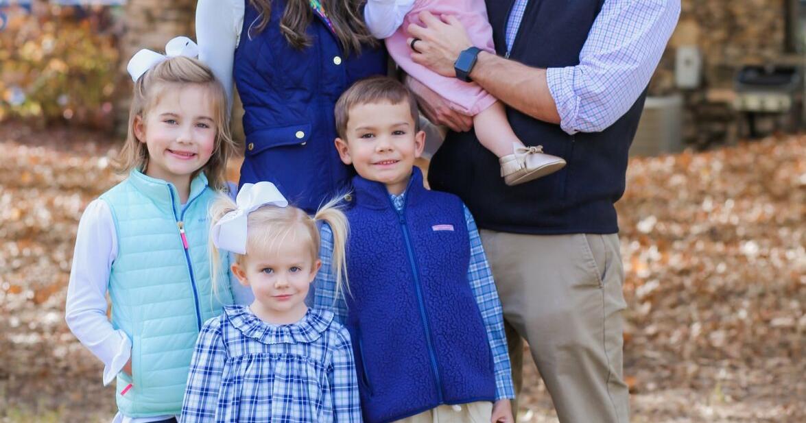 December Mom of the Month: Ashlee Landreth