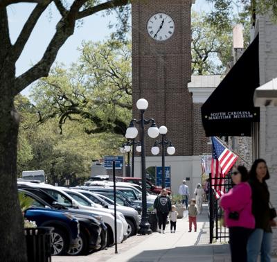 Unrestricted parking stays in historic Georgetown for months
