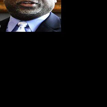 Ken Riley keeps job atop ILA