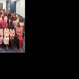 Alpha Kappa Alpha Sorority hands out 2,000 pink ribbons in recognition ...