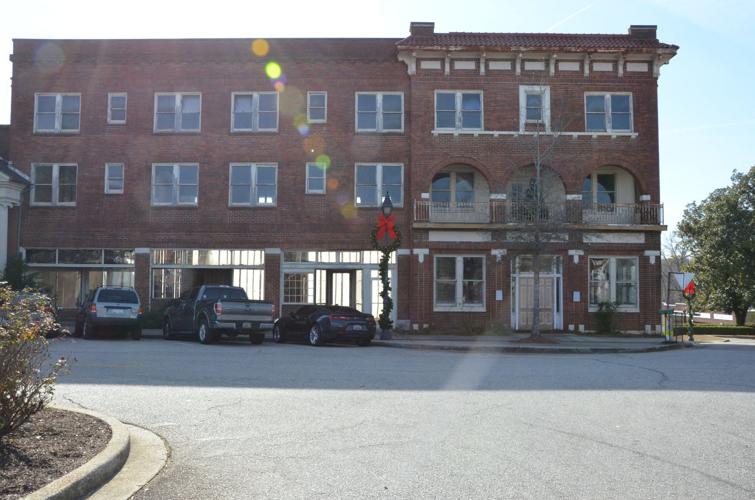 Historic Edgefield hotel attracts strong interest as adaptive reuse project