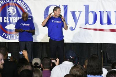 Tim Ryan shakes up the SC food challenge for Democratic candidates by ...
