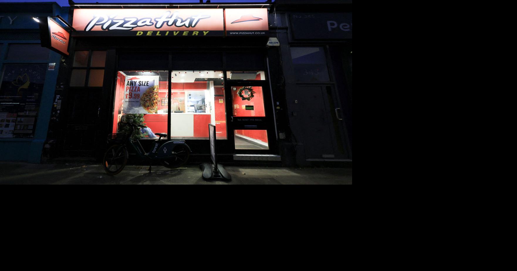 Pizza Hut to be sold for $2.7 billion