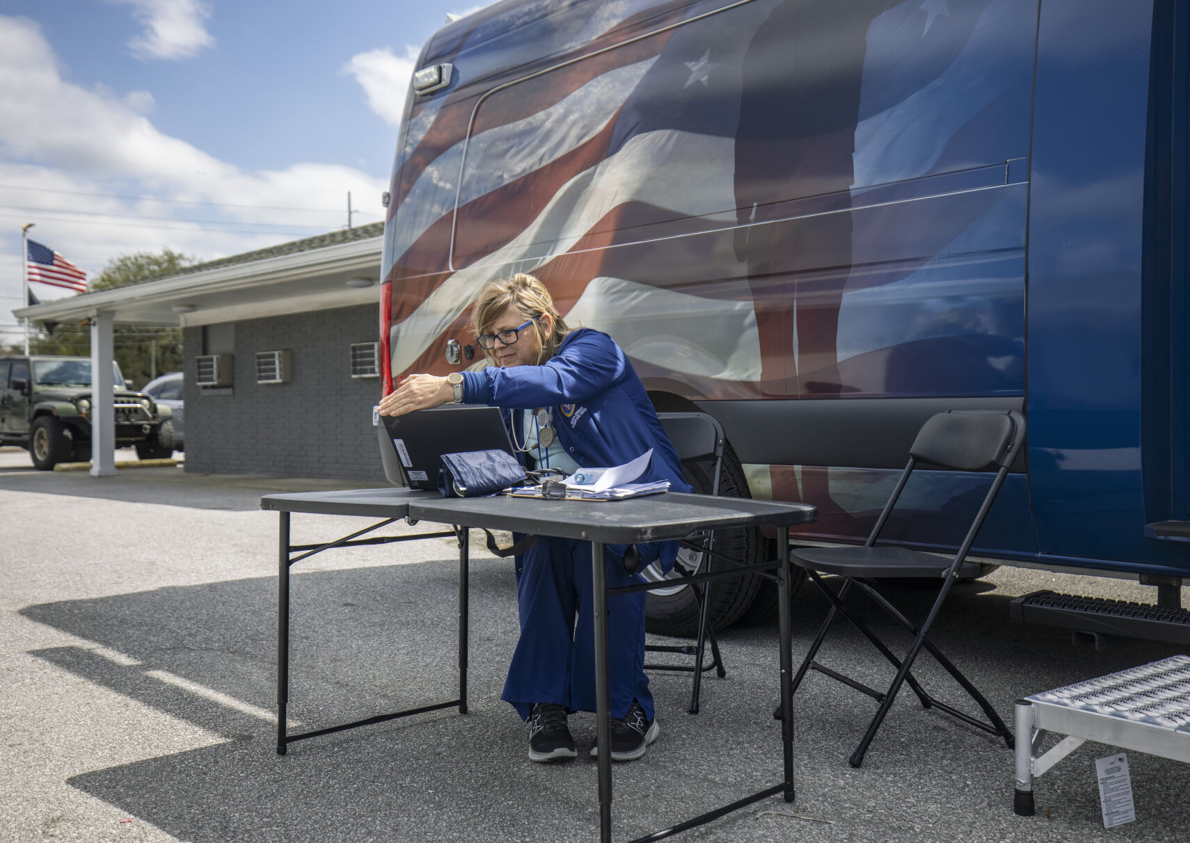 Charleston VA mobile medical unit brings veterans care