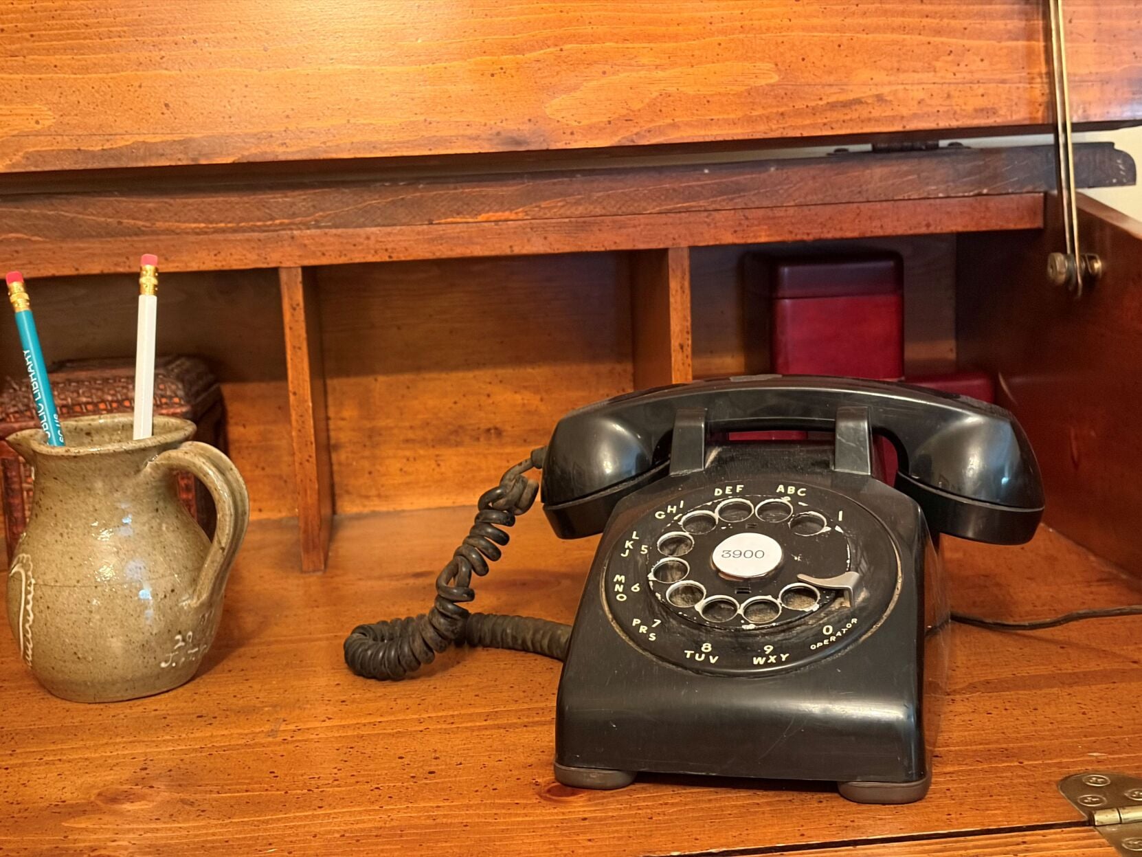 Clunky phones & party lines