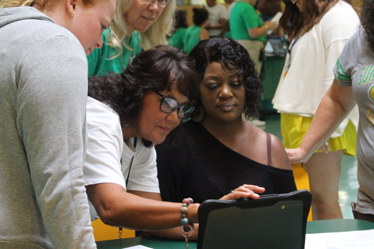 DD2 hosts 'Facts and Fees'