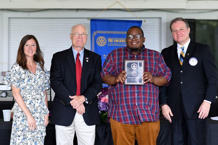 Summerville Mayor’s Committee gives awards, scholarships | News ...