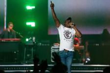 Darius Rucker to star in home renovation show, restore historic Broad ...