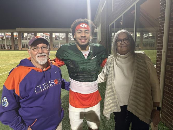 Antonio Williams grandma becomes Clemson football fixture