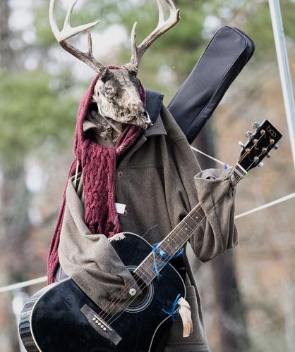 Judge decides to evict SC couple who burned a cross