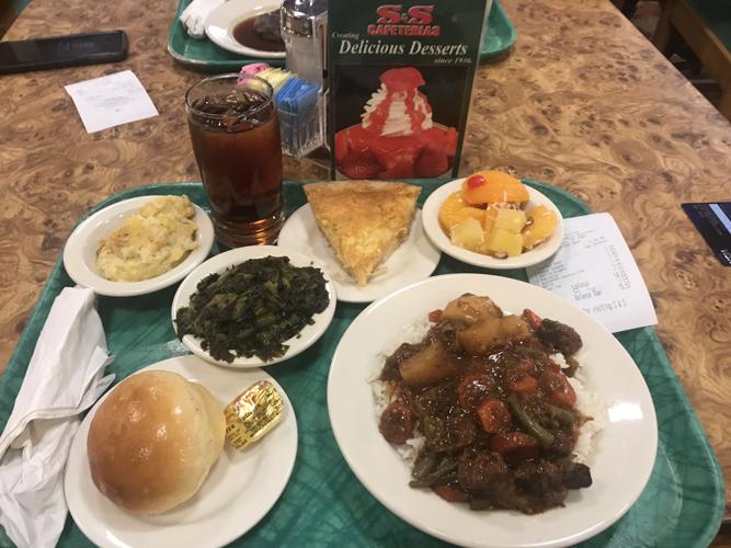 S&S Cafeteria hangs on as last of its kind in the Charleston area, and ...