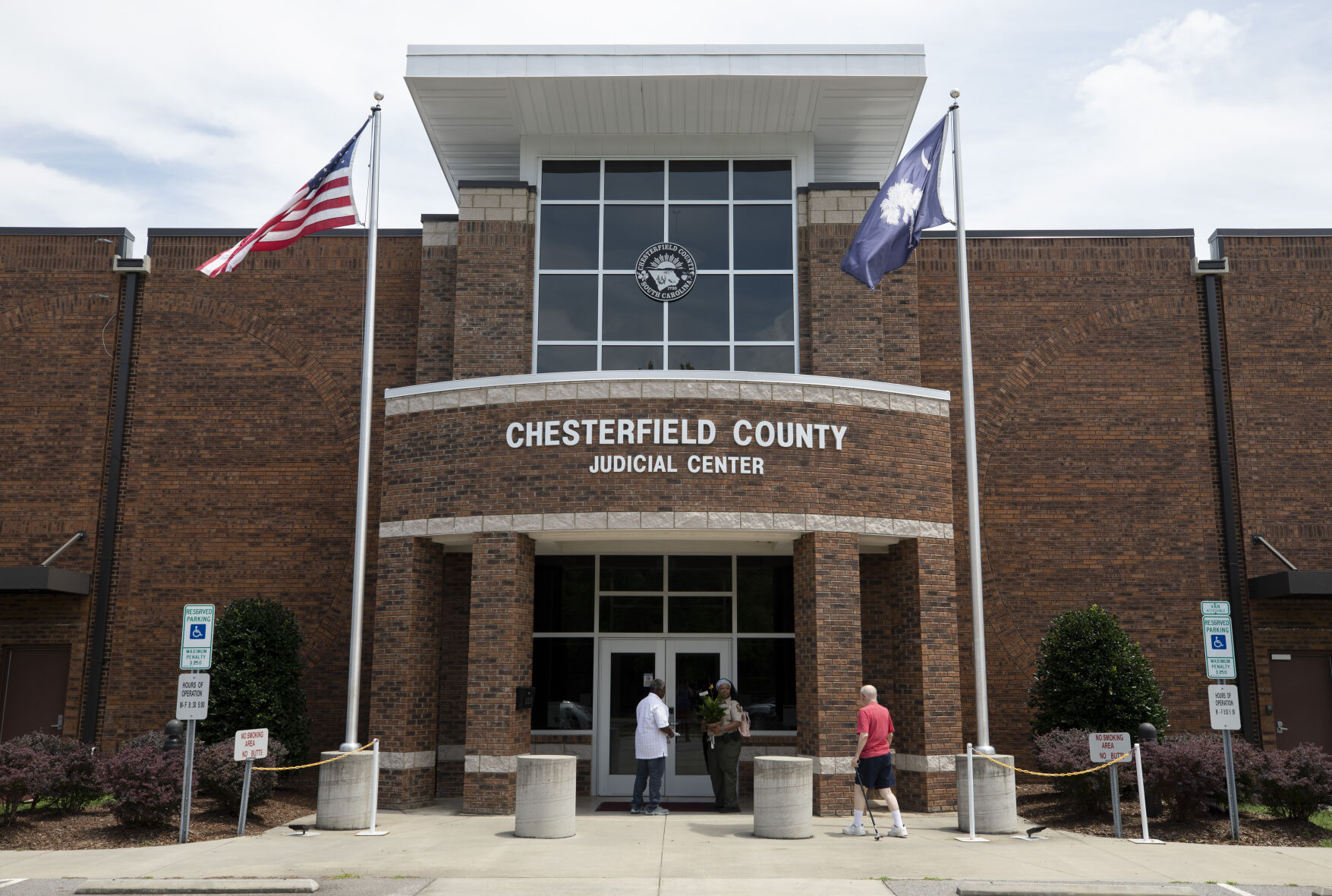 SLED charges McBee SC police captain with misconduct