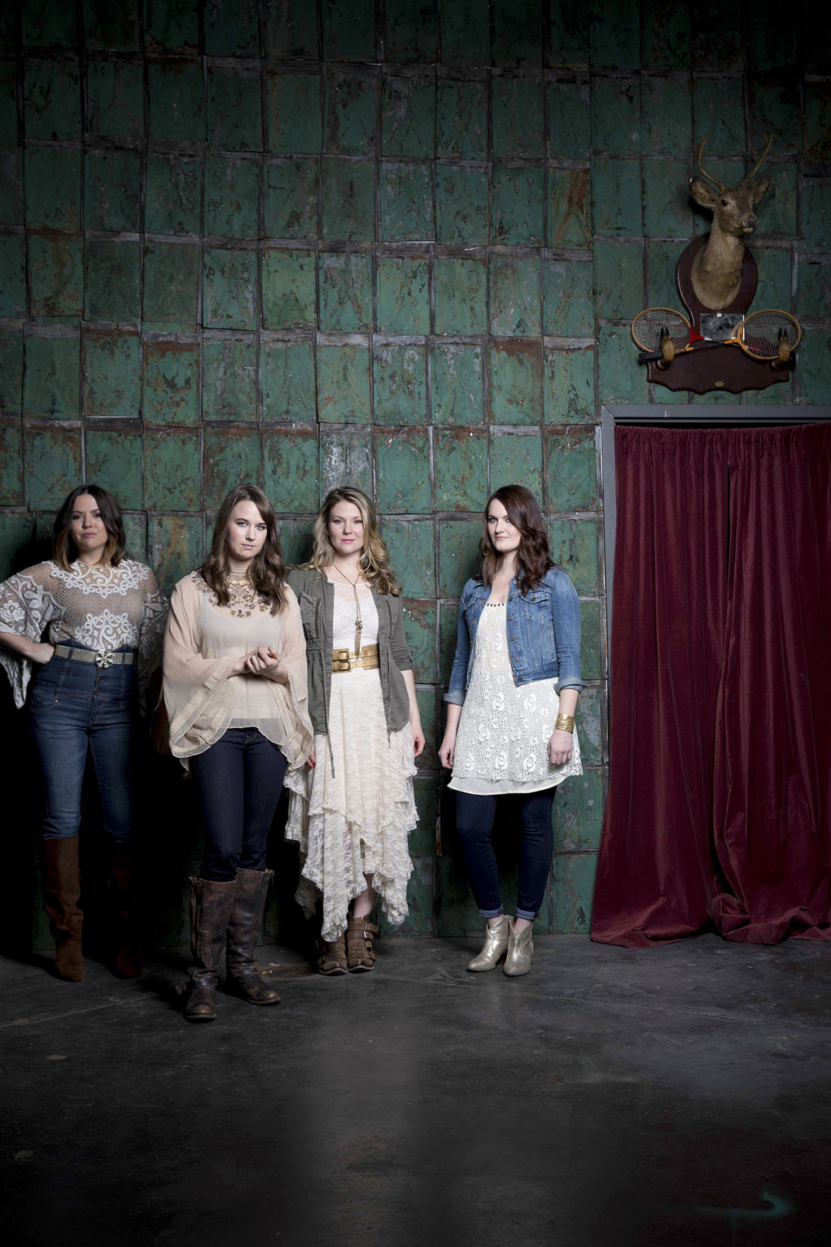 Della Mae band is just playing good ol' bluegrass | Features ...