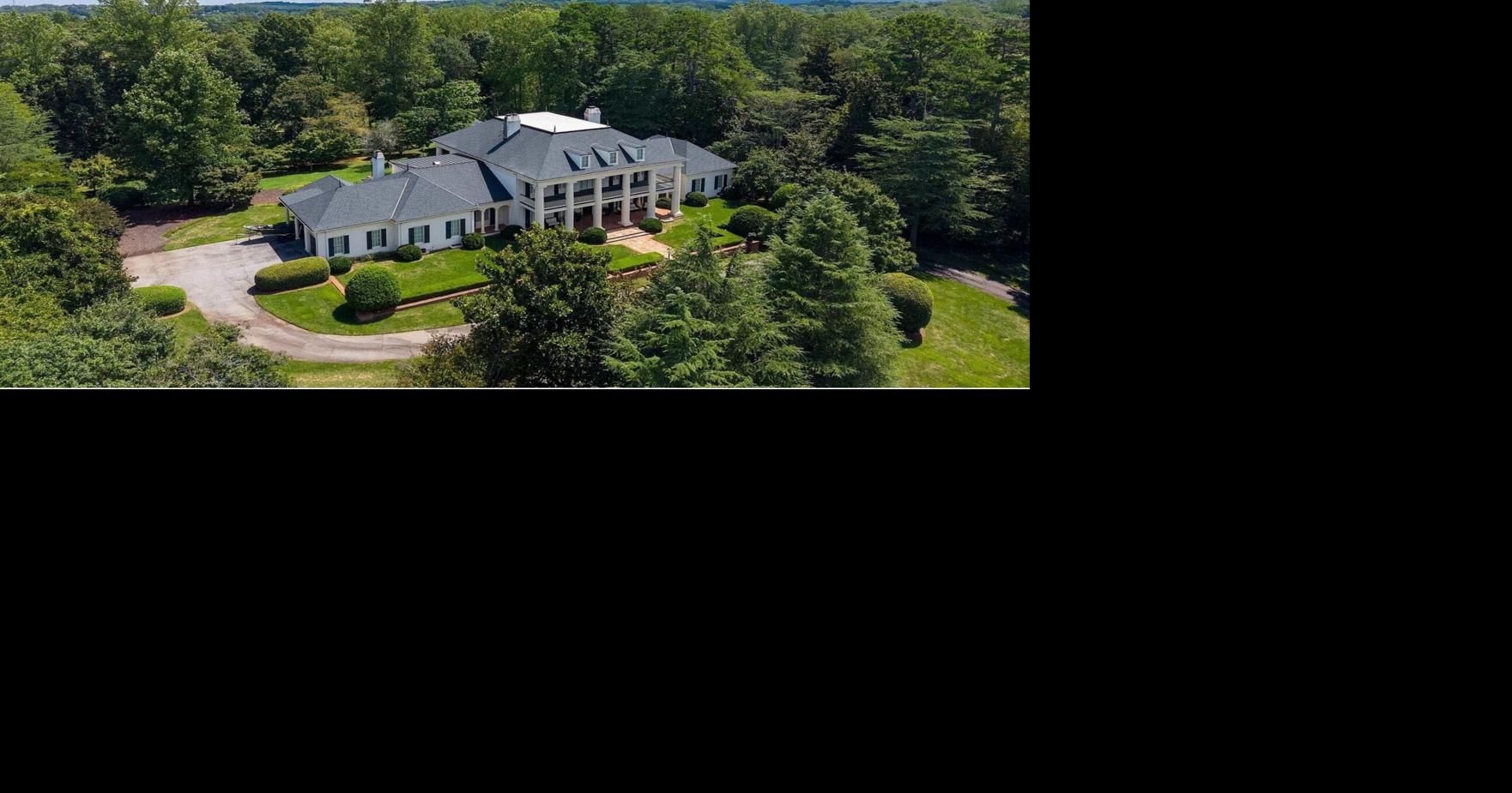 8,000 square feet, 3.67 acres in Green Valley