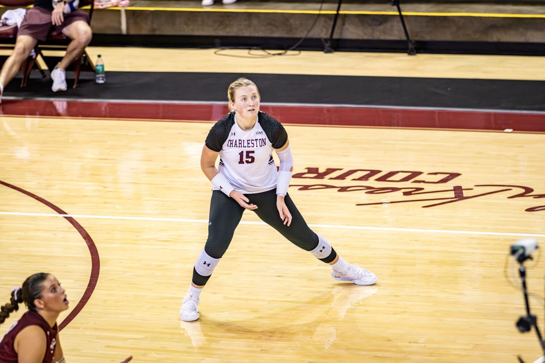 CofC libero Tynley Smeltzer does dirty work for Cougars | Sports ...