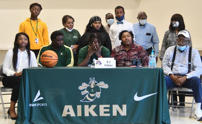 Aiken's RJ Felton signs with ECU Pirates