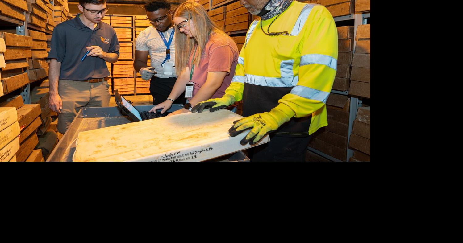 SRNS interns inventory the Geological Core Repository