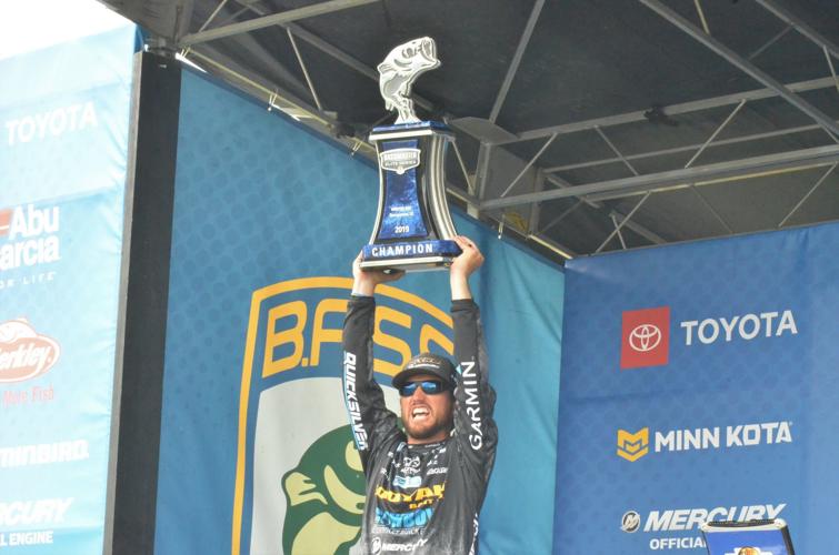 Stetson Blaylock survives final day to claim Elite Series title