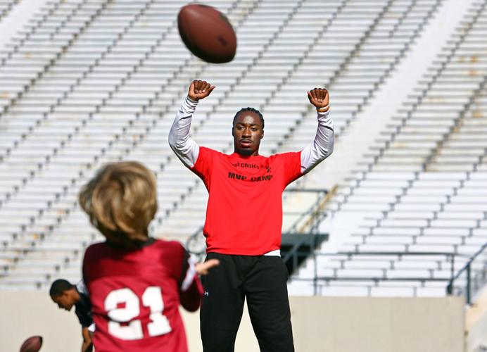 Former Gamecock great Marcus Lattimore named head coach at Heathwood Hall