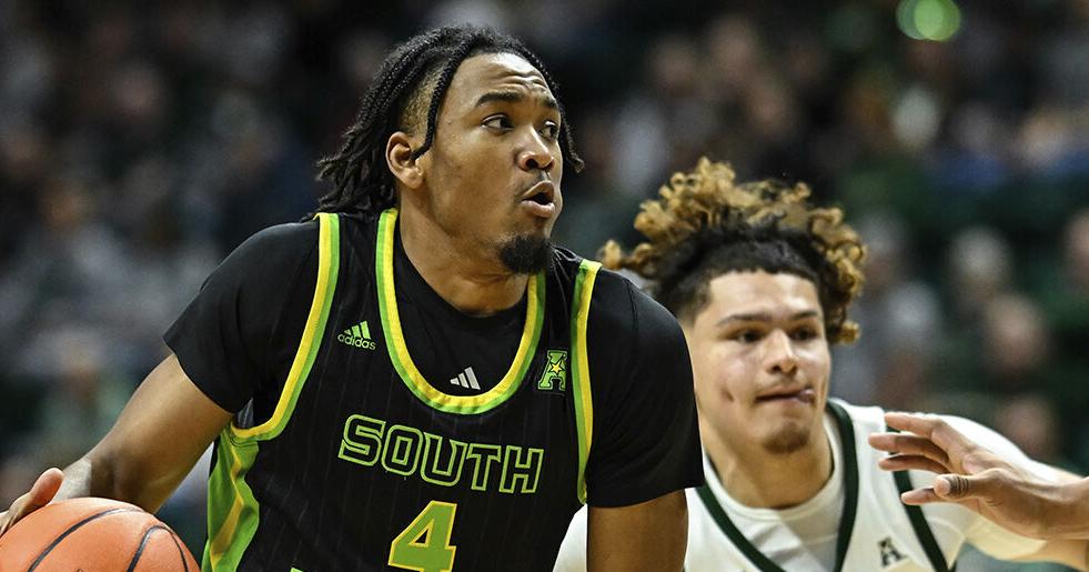 South Carolina men's basketball adds transfer Kobe Knox