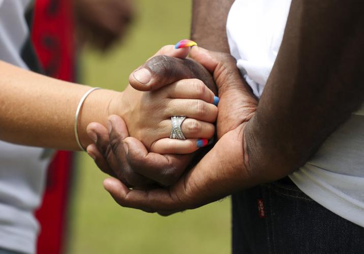 Family of 3 women killed in car crash involving Charleston deputy ...