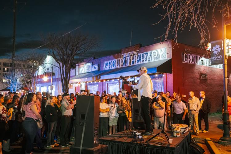 Crowds come out to celebrate life, legacy of Steve Taneyhill