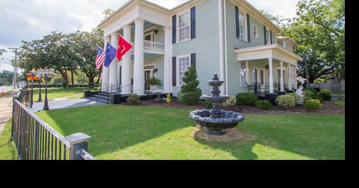 Anderson’s restored Wilhite House mixes modern comforts with 1850s design