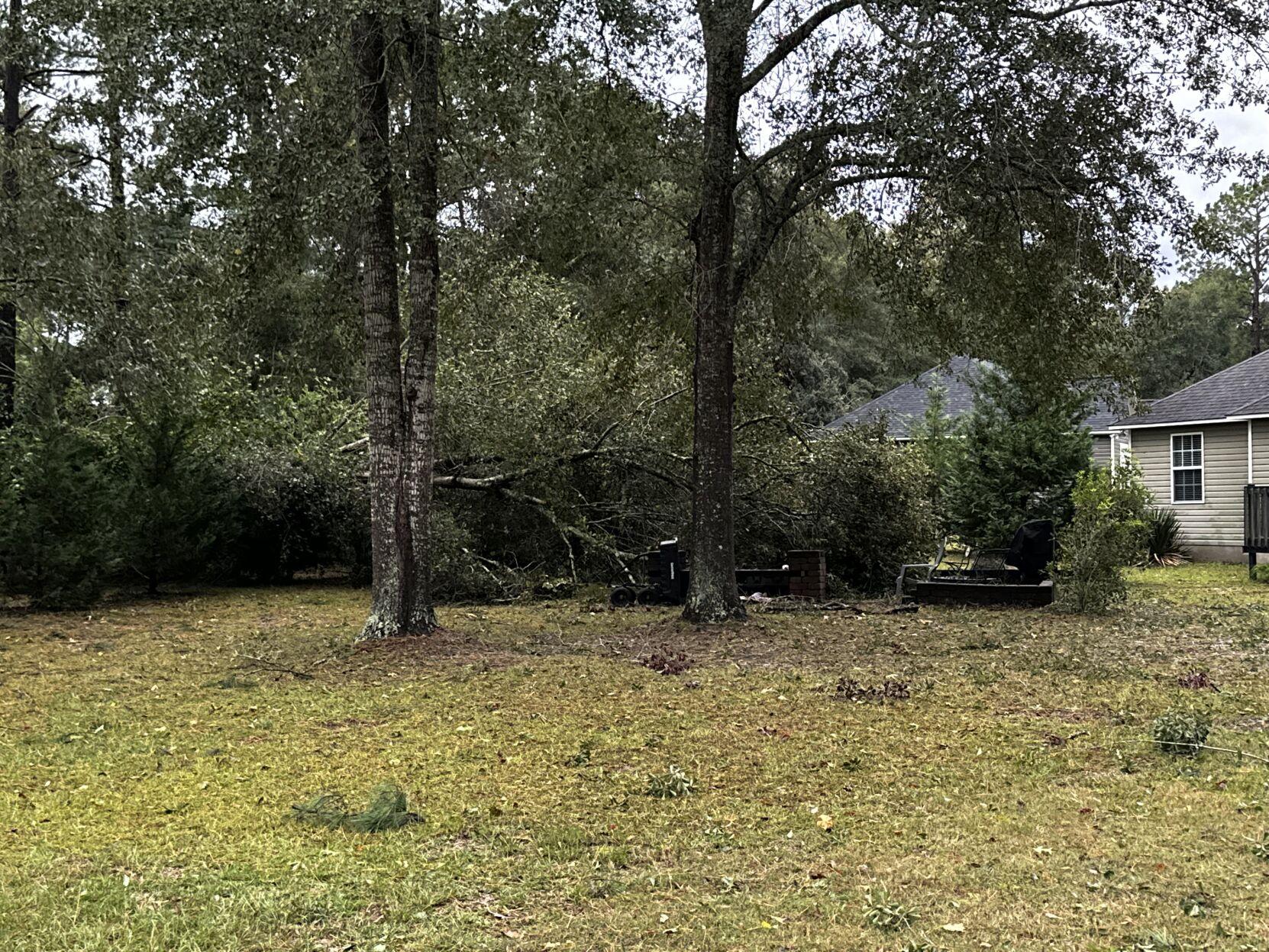 Power outages, roads closed in Columbia, SC from Helene | Hurricane ...