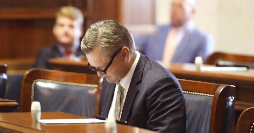 SC Sen. Tom Davis apologizes for New Year's Eve public intoxication ticket