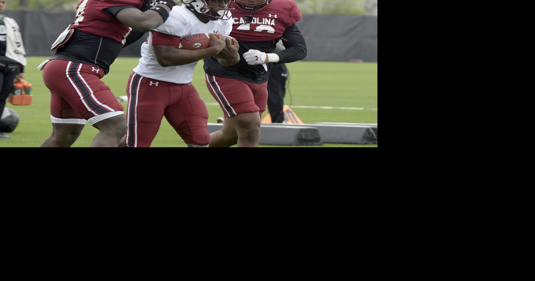 Looking at Gamecocks' football roster as summer nears