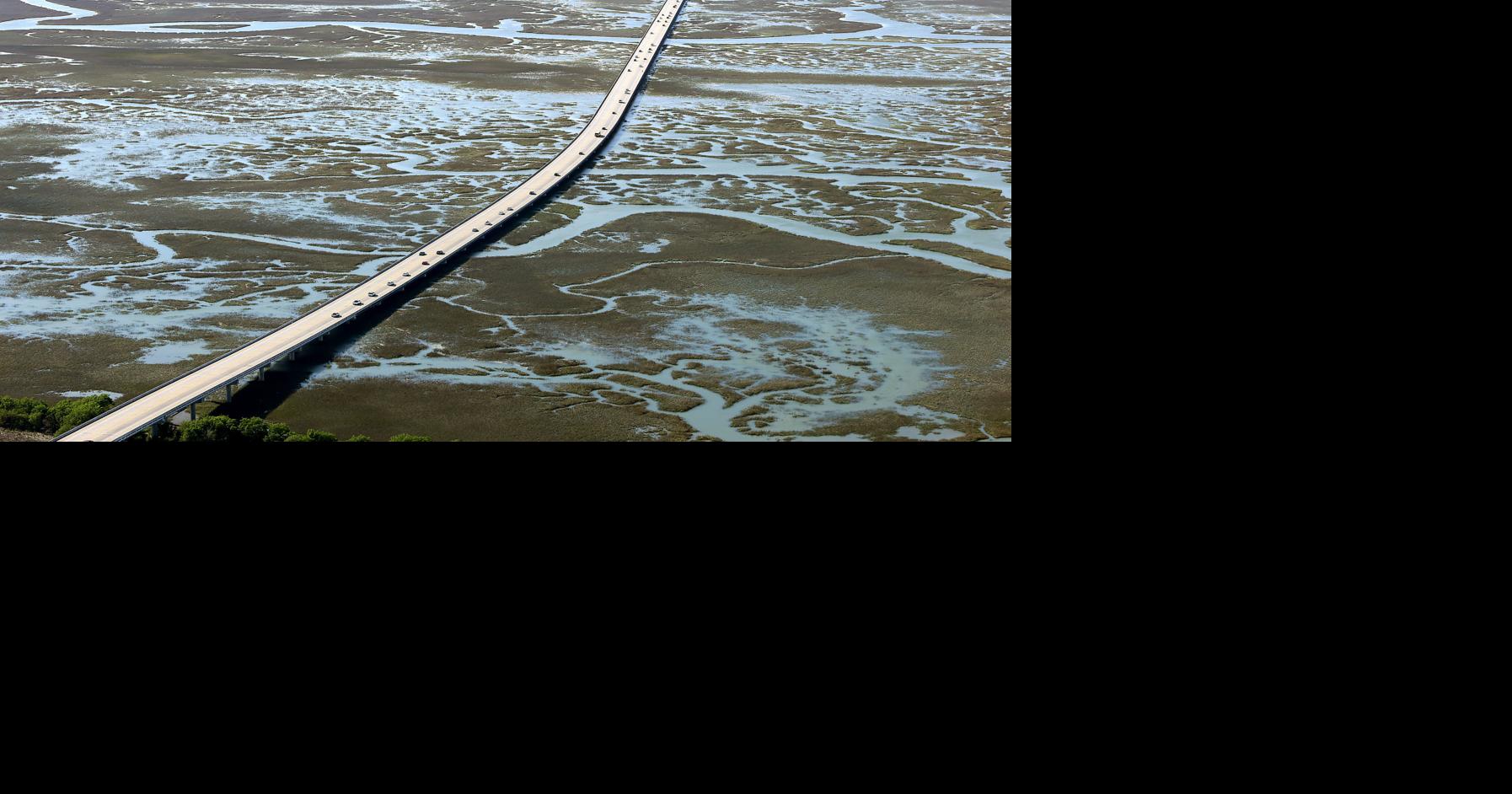 Town presents alternative concept to IOP Connector restriping project ...