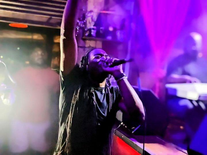 Summerville designer Gray Benko and family are stars of new home ...