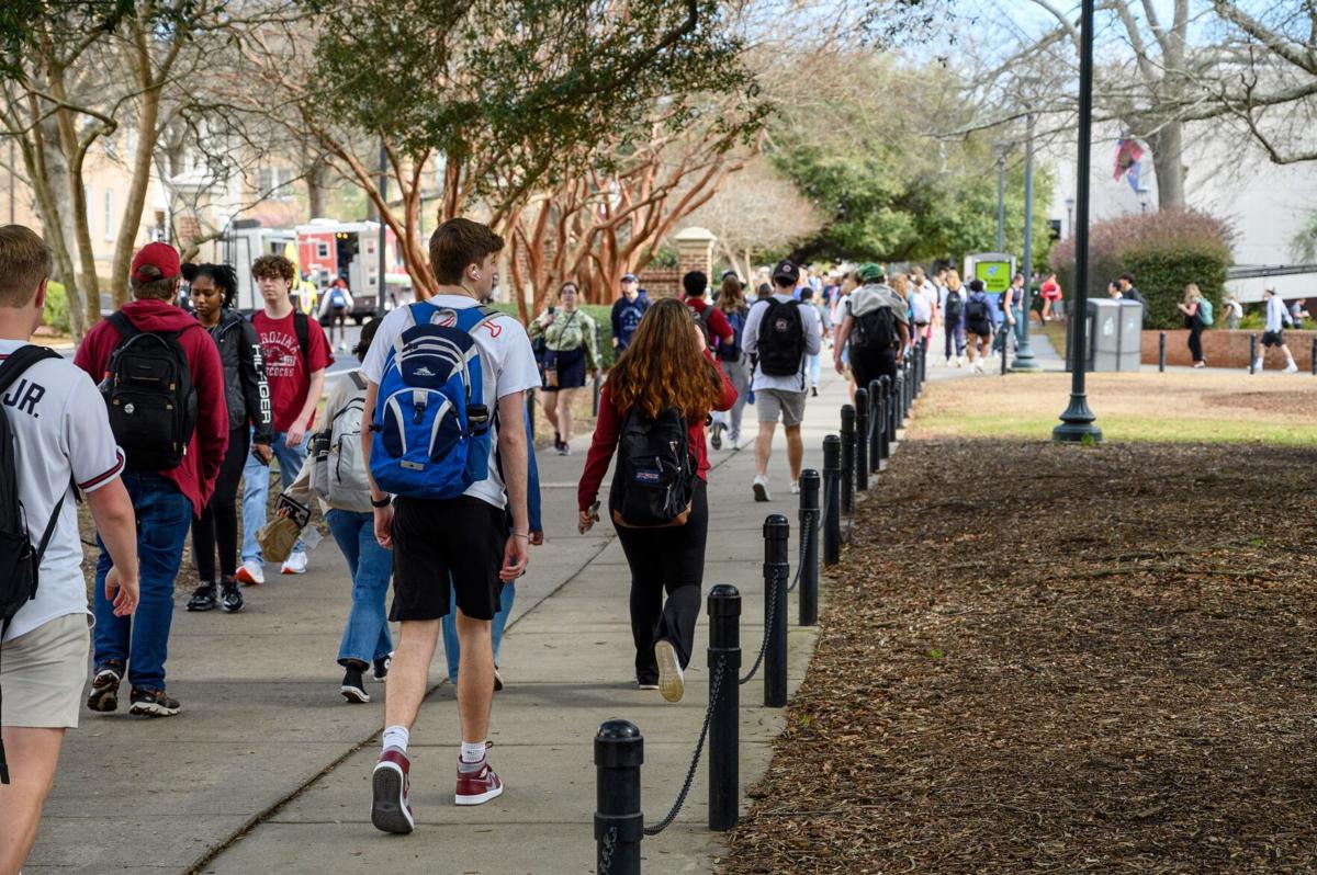 USC sets enrollment, fundraising records as new year starts