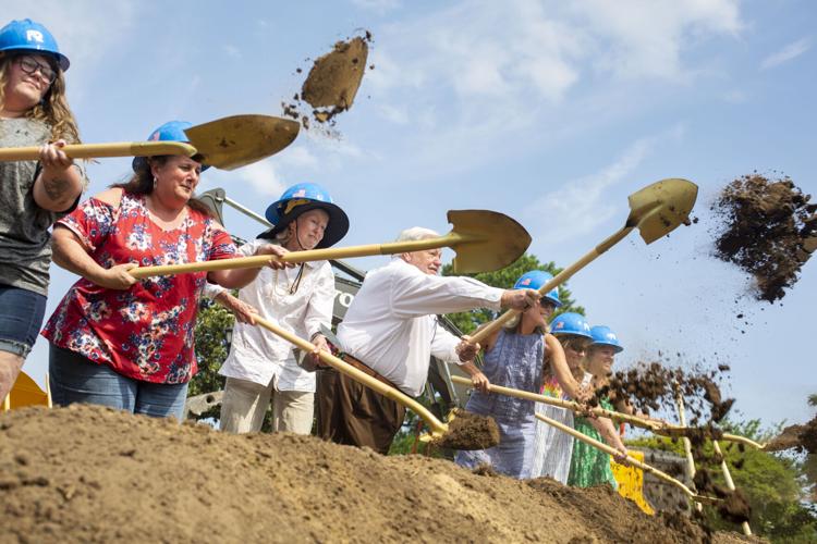 North Charleston touts $20M Park Circle inclusive playground, community ...