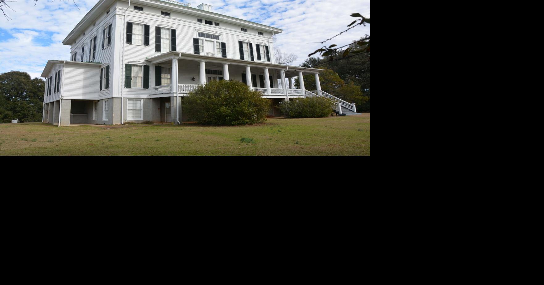 Redcliffe Plantation site offers study of several generations