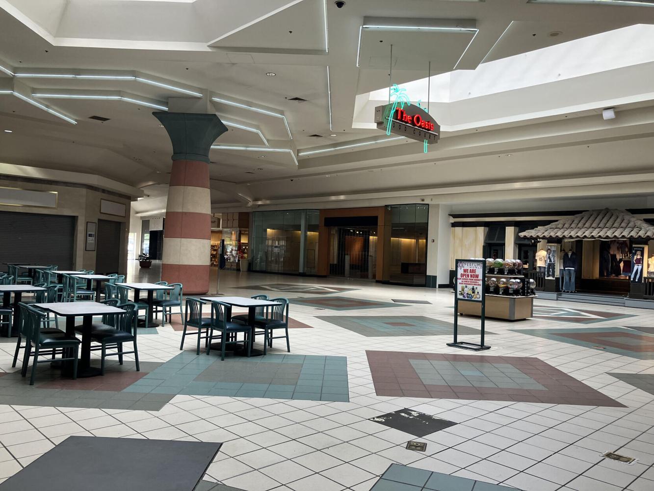 Spartanburg SC WestGate Mall bans mall walkers