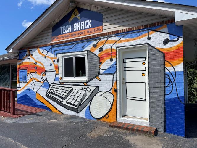 Christian tattoo artist brings murals to SC Upstate town