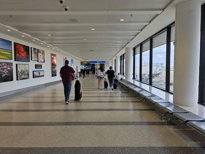 Starbucks soon lands at Charleston International Airport