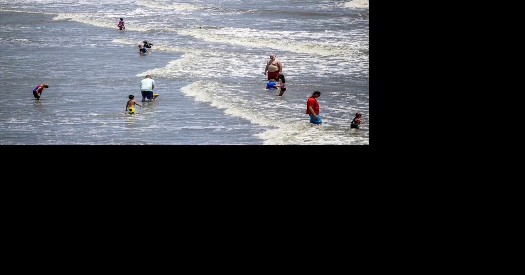 Beachgoers use DES to check bacteria levels in SC waters