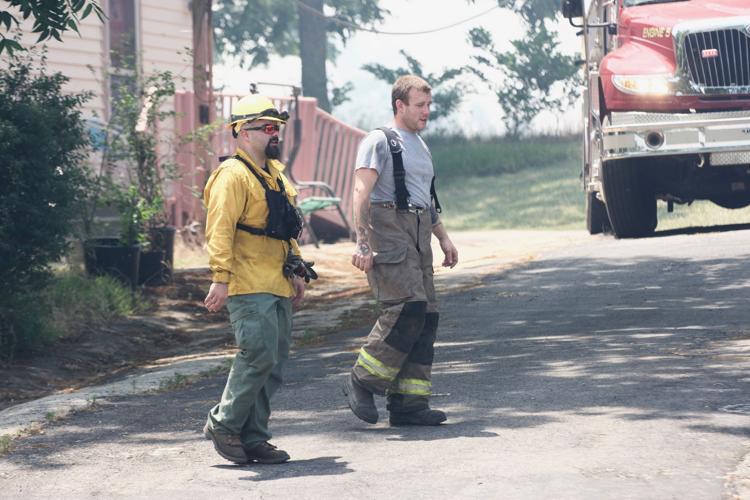 'The Gateway Fire': Hundreds of acres burned, dozens evacuated, flare ...